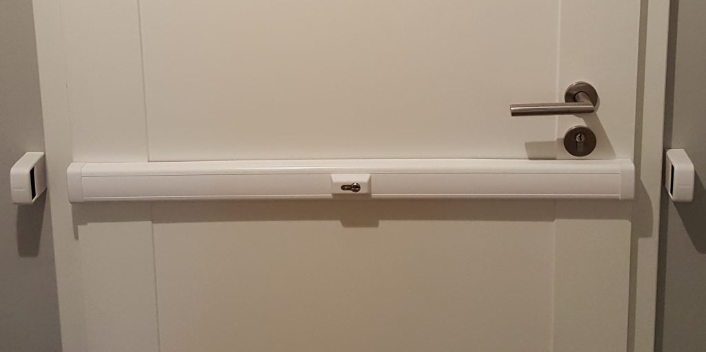 Panzerriegel / Querriegel inkl. Einbau für € in Berlin